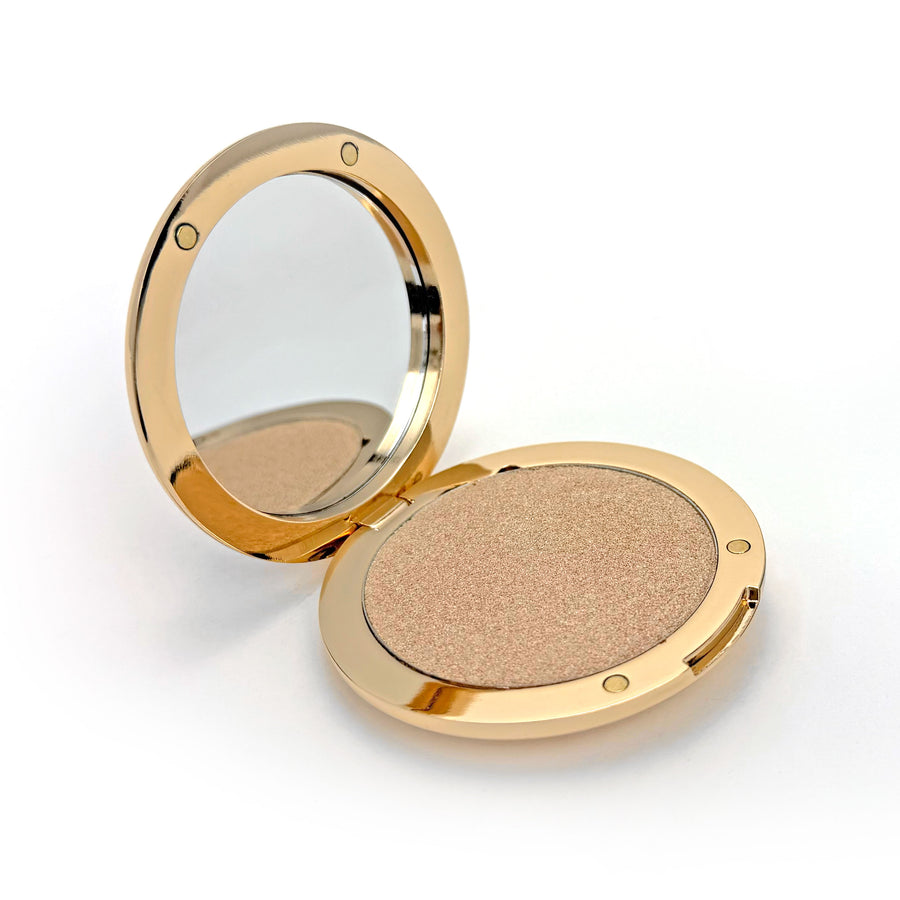 Reina del Fuego – Gold Highlighter Powder – Besame Cosmetics
